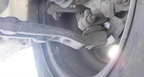 Broken Arm Bushing Symptoms You Need to Know About